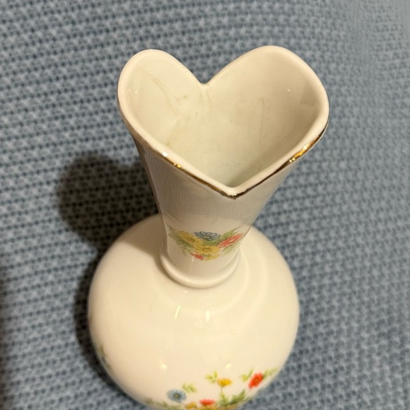Lefton | Accents | Vintage Lefton White And Gold Accent Vase Nake An ...